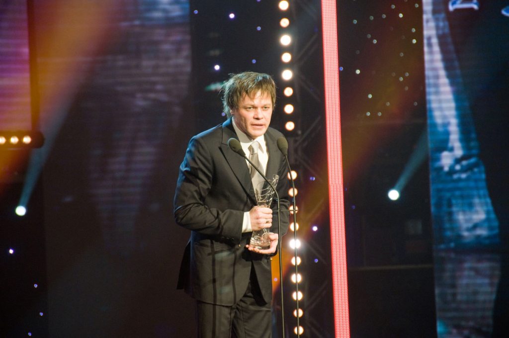 Róbert Roth - Krištáľové krídlo